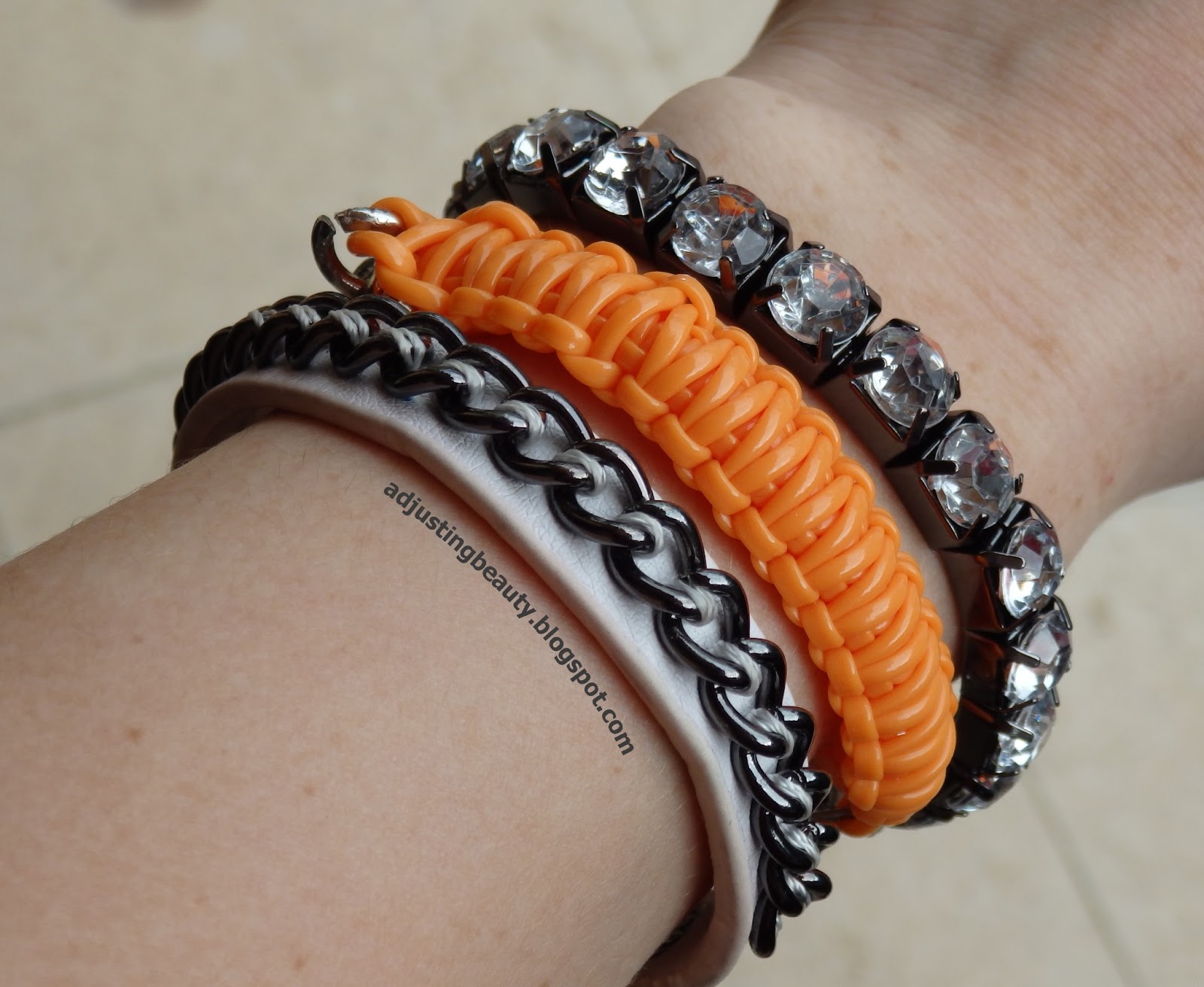 DIY: Cobra braid bracelets - Adjusting Beauty