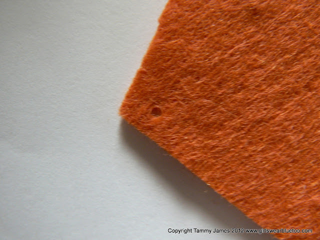 How to Crochet an edge on Felt