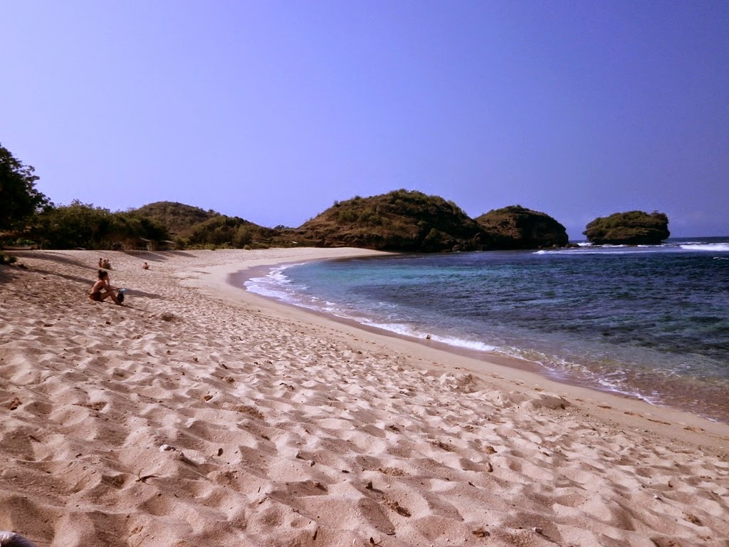 7 Pantai Wisata di Pacitan Yang Bisa Anda Kunjungi ~ DHEEVA WISATA BLITAR