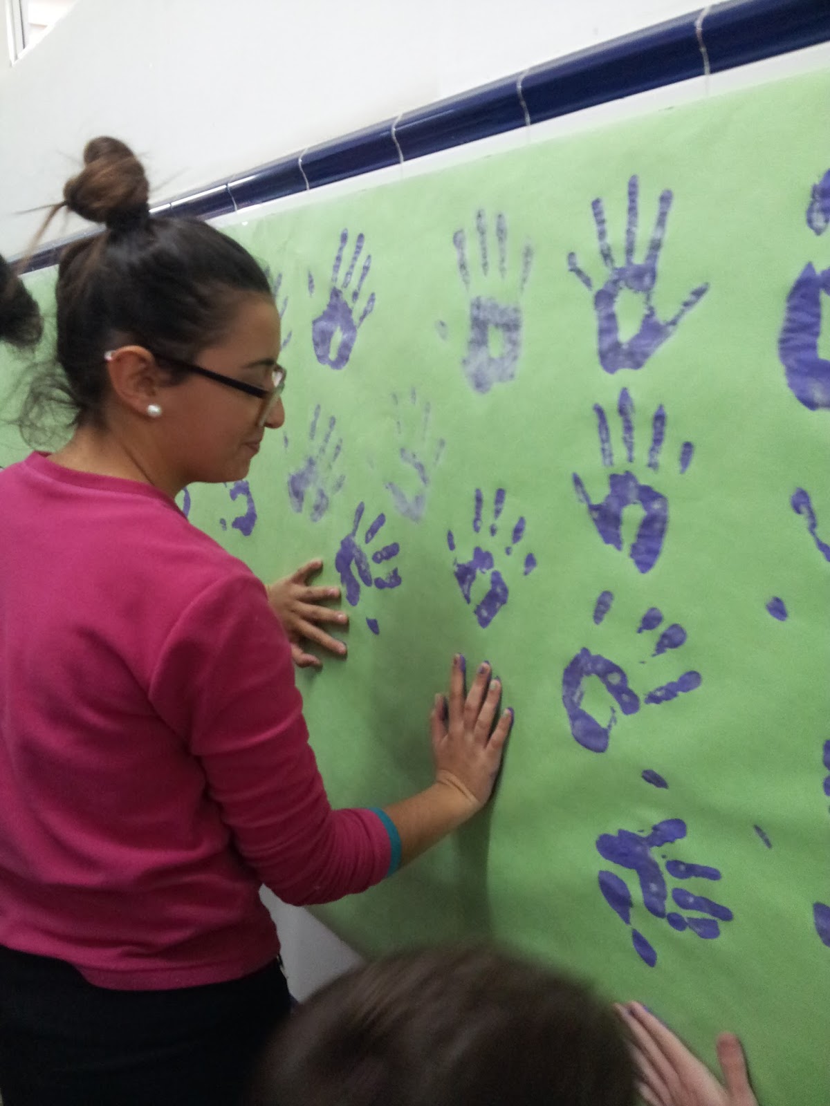 IES TORREBLANCA: ACTIVIDADES 25 DE NOVIEMBRE: MANOS MORADAS CONTRA EL ...