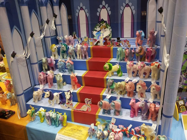 Arcane Flame's Pony Group: Arcane goes to My Little Pony Fair 2013!