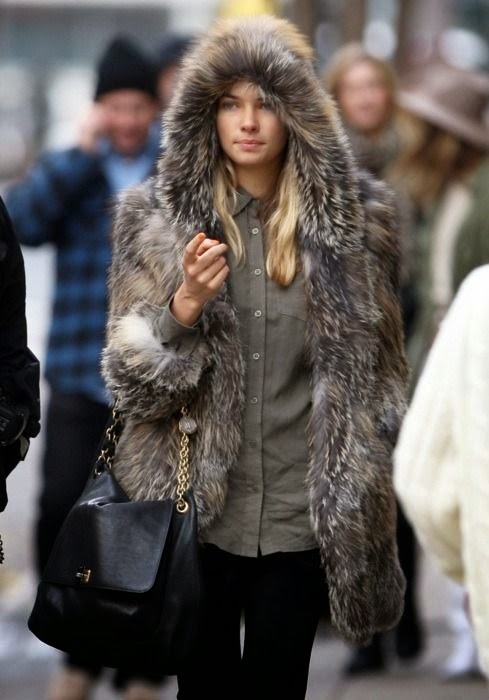 FASHION LOVE: FASHION INSPIRATIONS: 13 WAYS TO WEAR FAUX FUR IN F/W