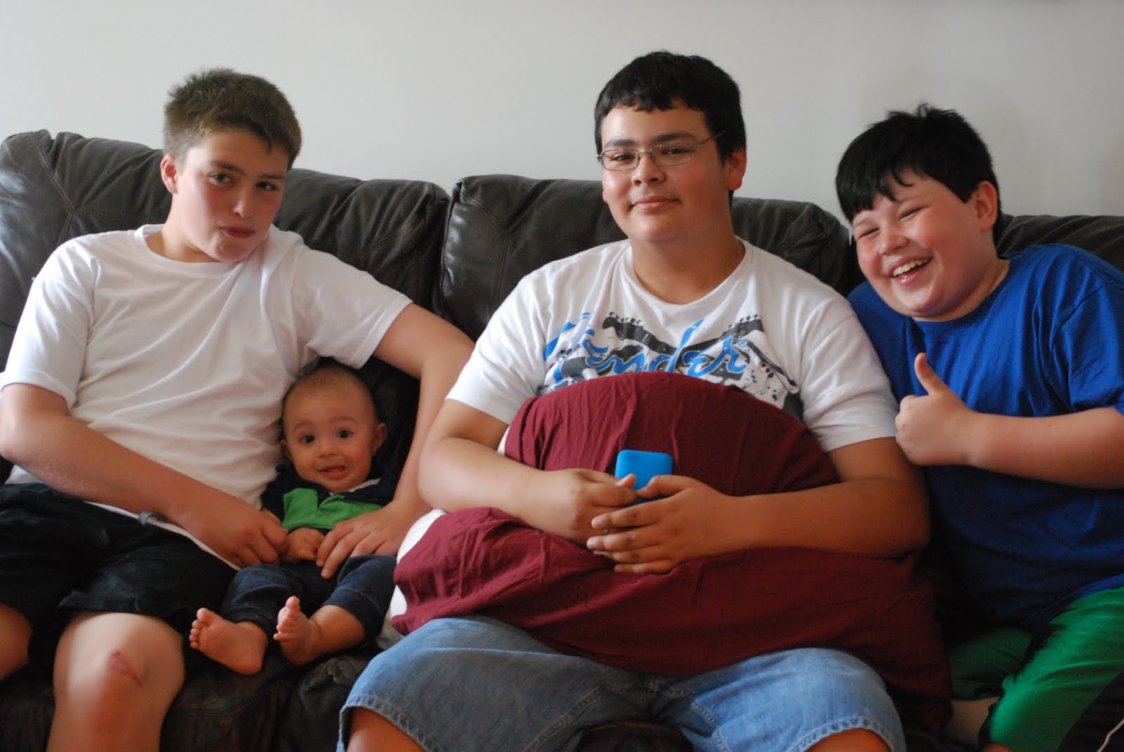 Dave, Becky, Mia, Kainoa Bear, and Baby Isobel