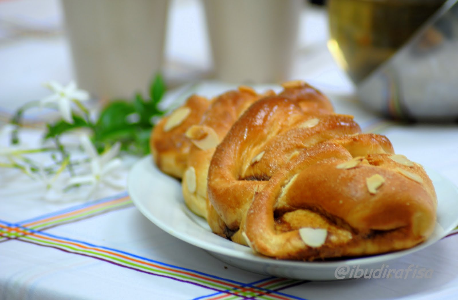 Ibudirafisa: Coffee Twist Bread
