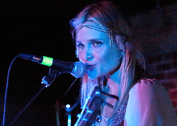 Chilean singer Nicole shines bright, makes a lasting impression (Photo ...