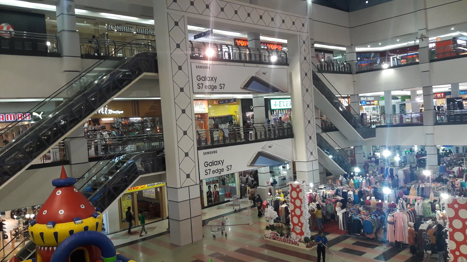 Advertising Indonesia: Profil Mall Palembang Square