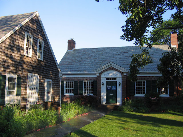 Hyannis Public Library, Hyannis, Massachusetts - Bibliotecas do Brasil