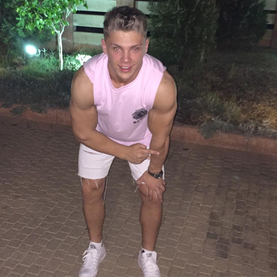 the beauty of male muscle: Josh