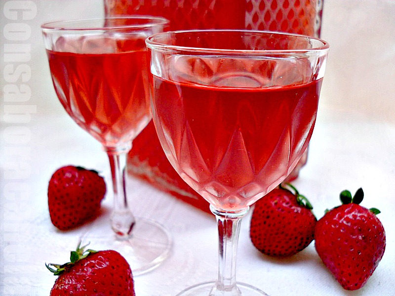 Con sabor a canela: Licor de fresas
