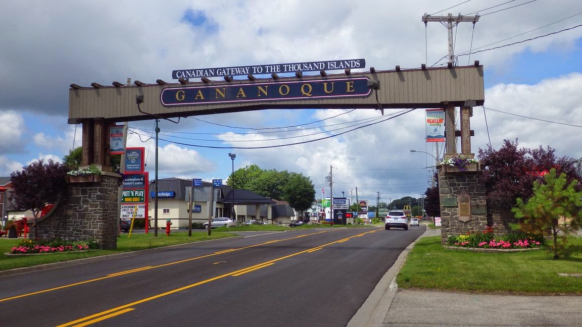 Dave'n'Kathy's Vagabond Blog: Bike Ride to Gananoque