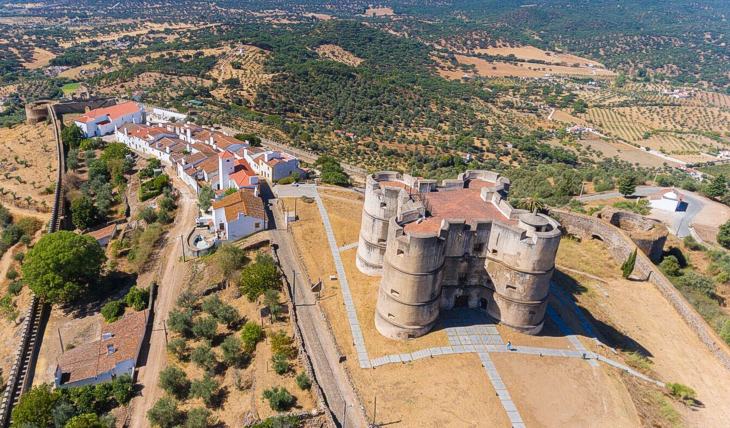 Maravilhas de Portugal: Castelo de Évora Monte | Pg