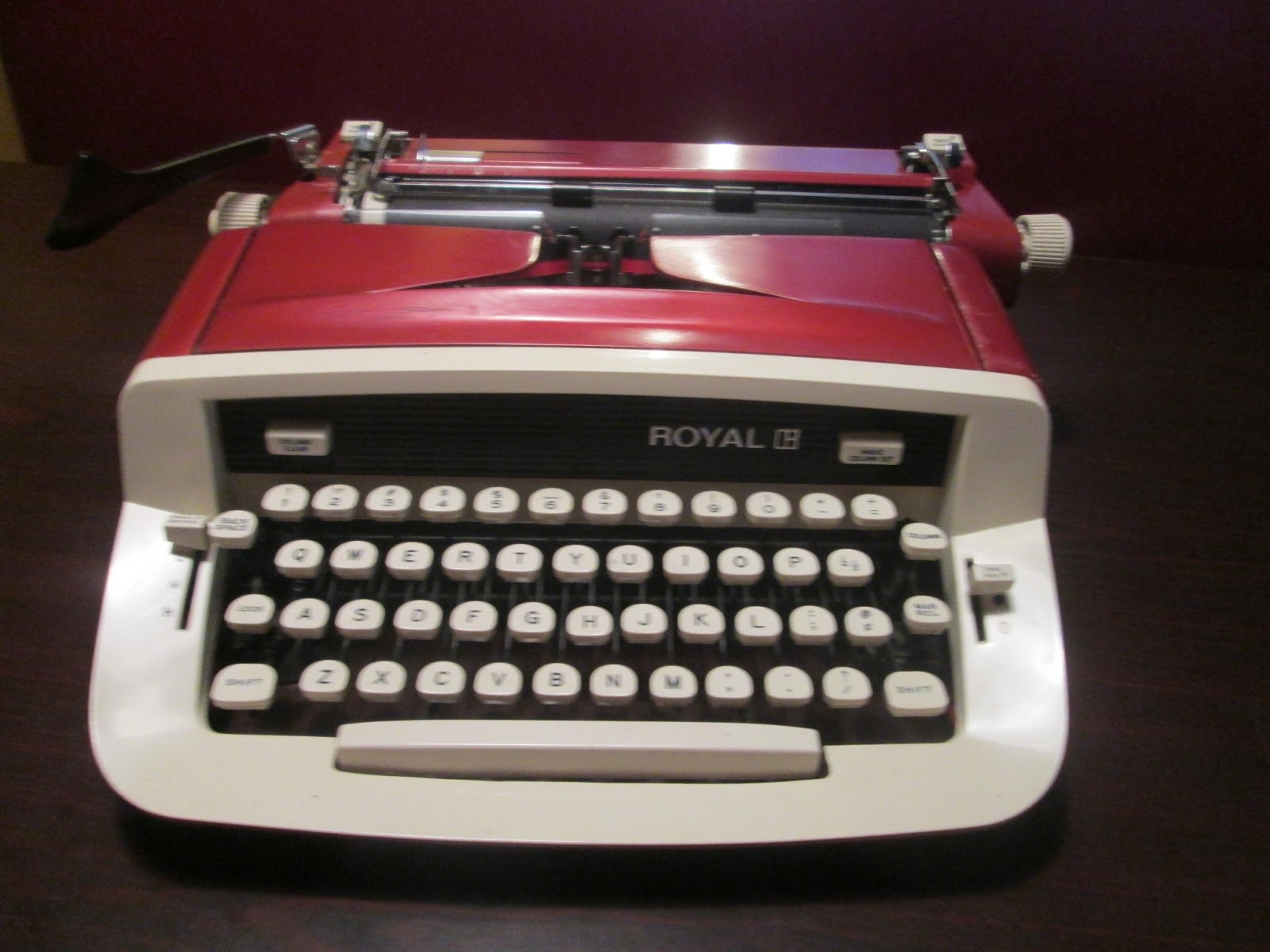 Royal Typewriters: Royal Custom II, 1968