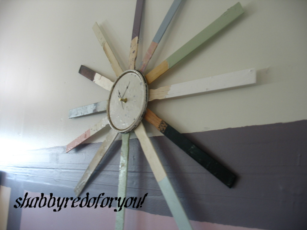 Shabby Redo For You !: Sunburst Paint Stick Clock DIY