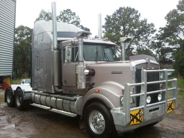 Klos Custom Trucks: klos bros t900