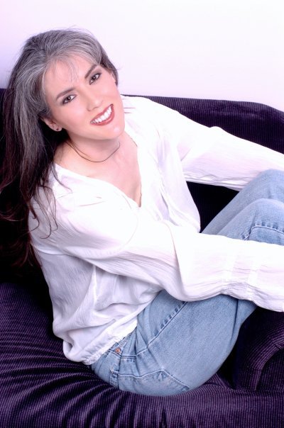 What's Beyond Forks?: Book Review: The Deepest Night by Shana Abe