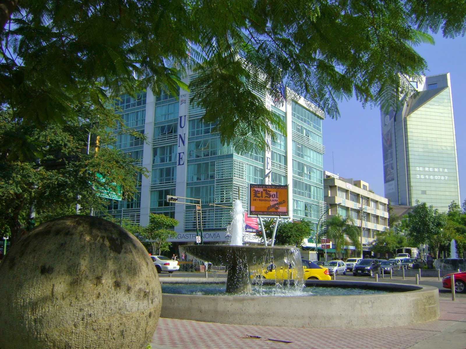 sancarlosfortin: fuente y bola en avenida chapultepec y vallarta en ...