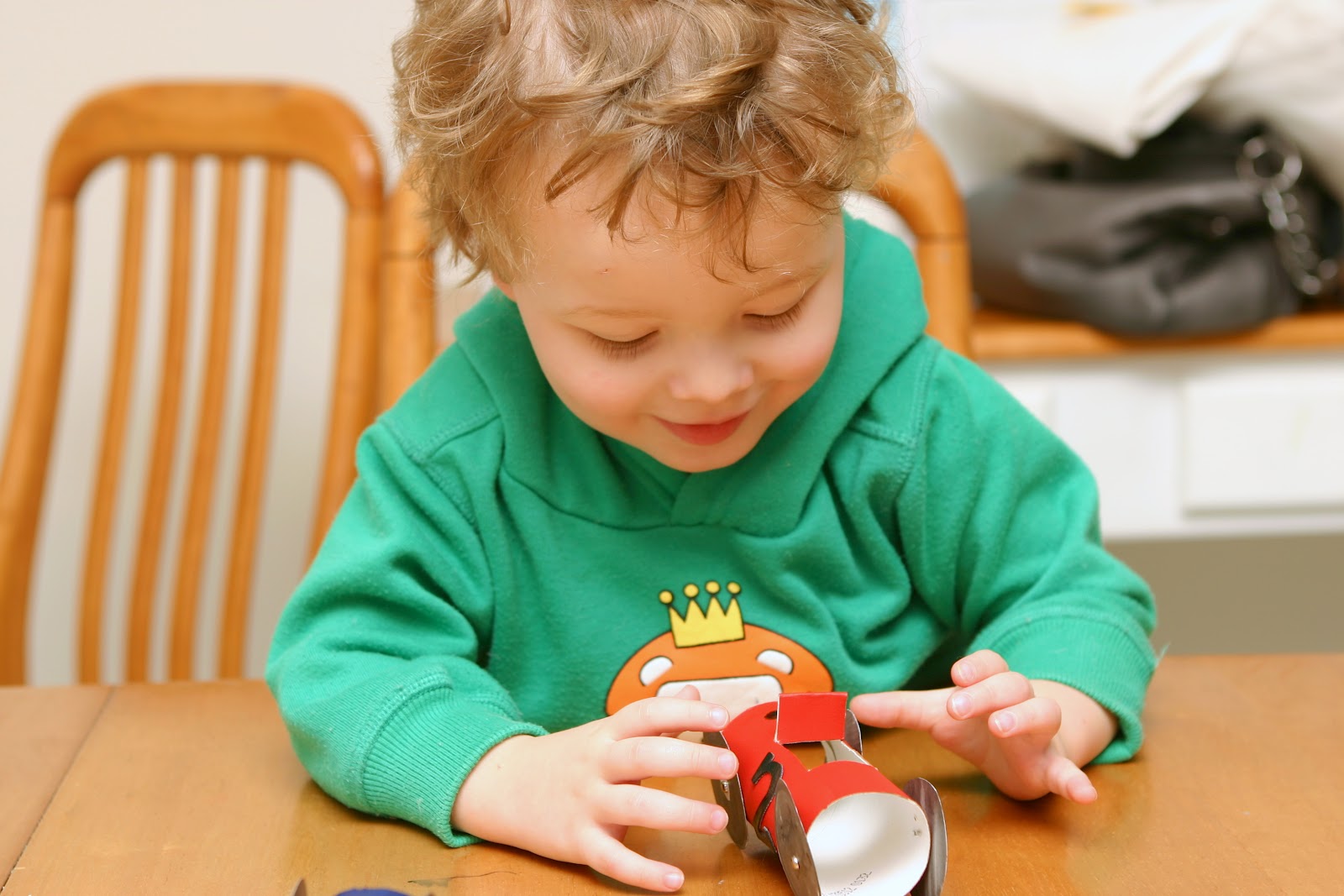 Max & Me: Toddler Tuesday - TP Roll Cars