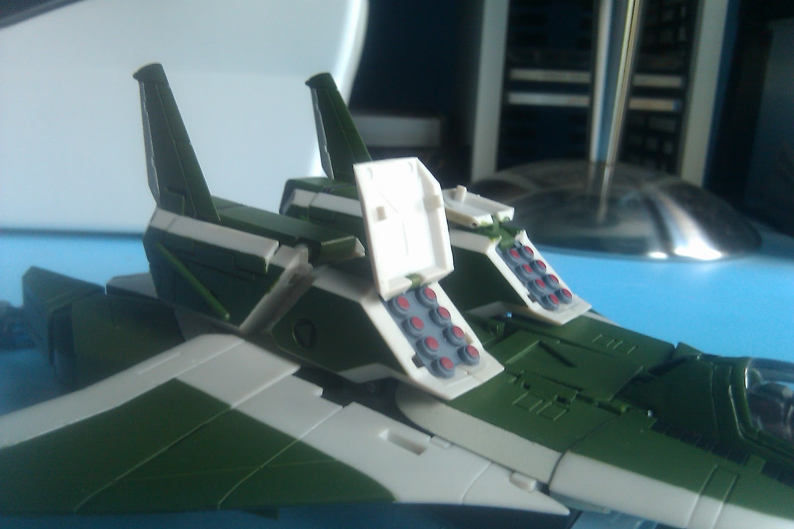 A Review of Lancer's VFA-6I Alpha Fighter from Toynami's Robotech ...