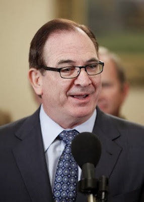 Jesse Bluma at Pointe Viven: State Senator Bob Huff: Education Wolf