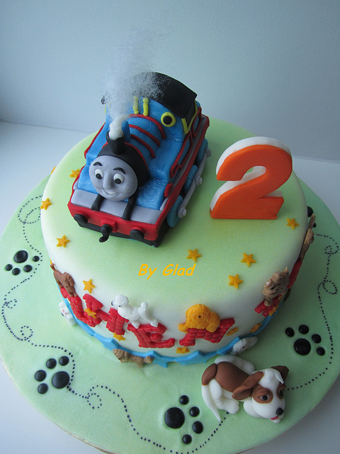 Glad's passion: Thomas Tank Engine with Dogs