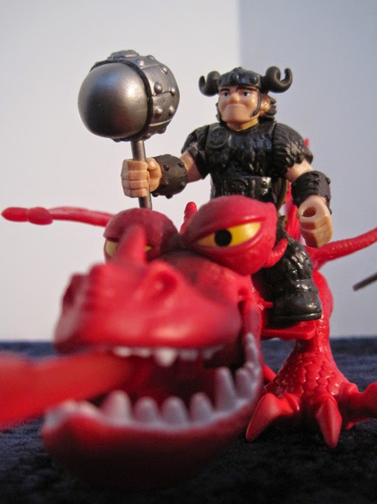 Toy Box Nebula: Review - Dreamworks' How to Train Your Dragon - Dragon ...