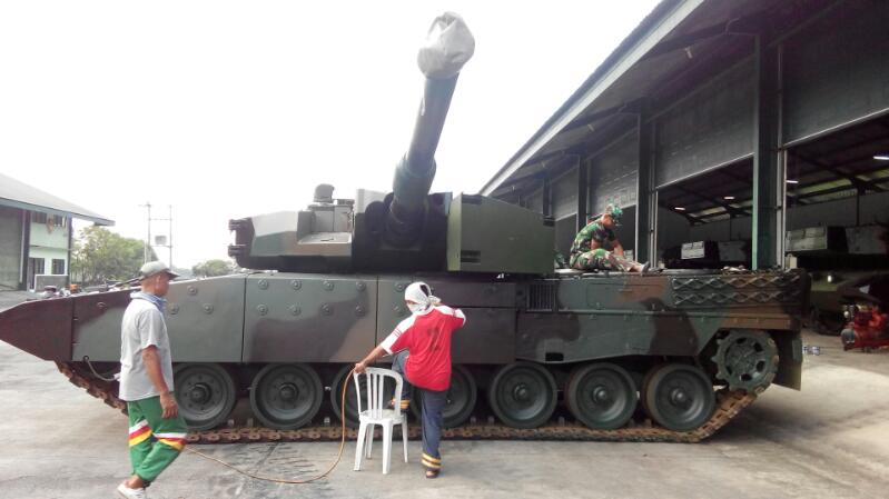 Garuda Militer: Pengecatan Tank Leopard 2 RI