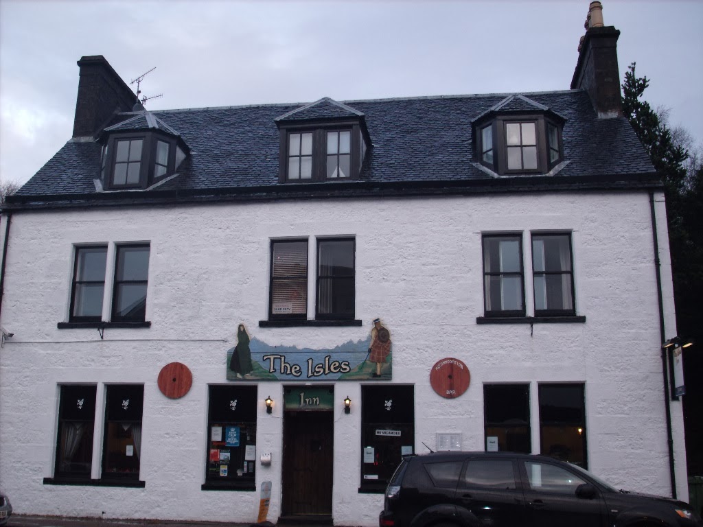 Angel on Skye: Somerled Square: Portree's 'Park'