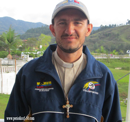 yo y mis circunstancias: Edinson Serna,el cura triatleta