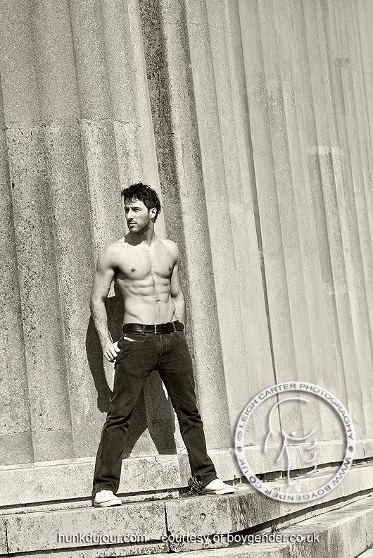 L'Homme du Jour: GUILHERME LOGULLO