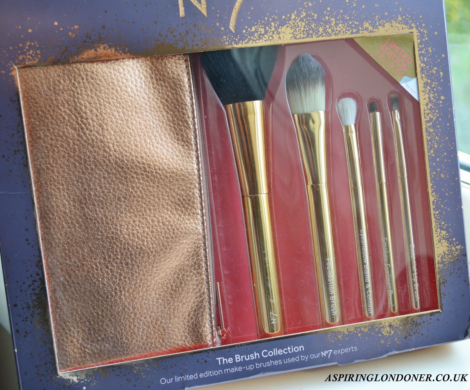 No7 Brush Collection and Purse | Aspiring Londoner | Bloglovin’
