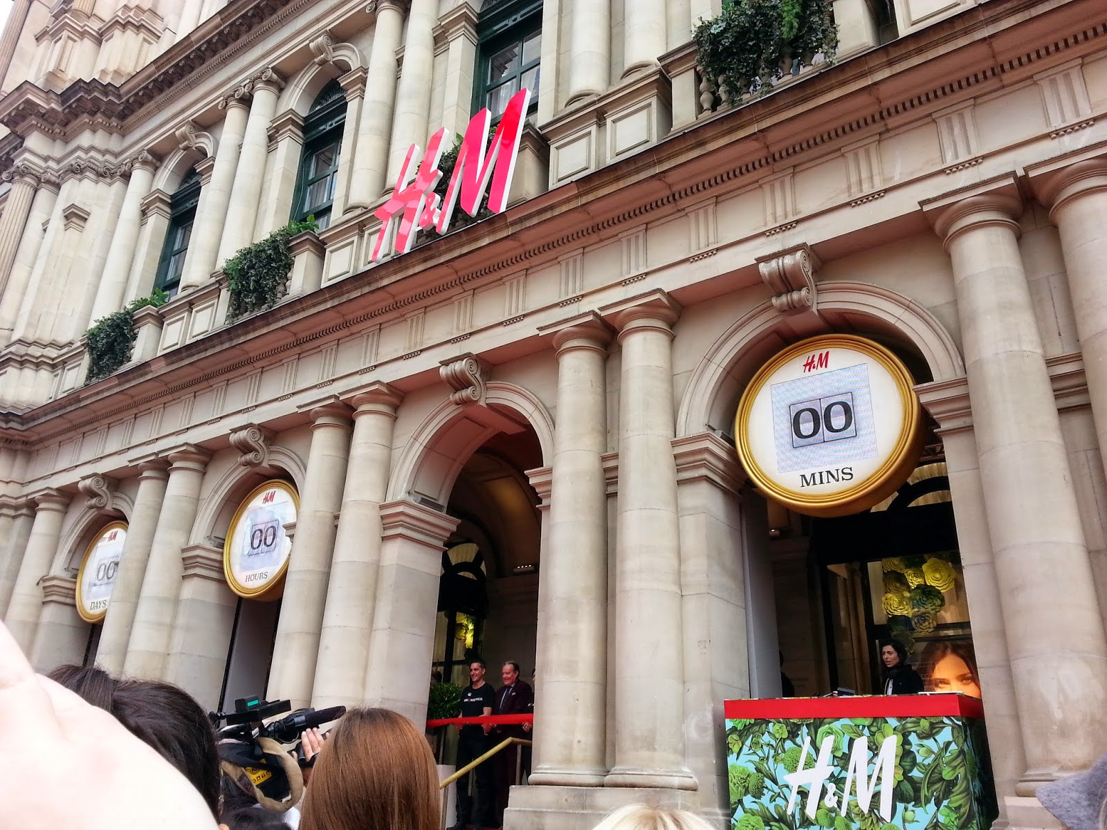 Australia's First H&M: Grand Opening Experience