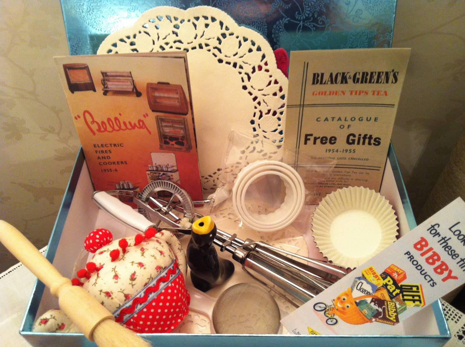 Happy Days Publishing ........ Creative Caring ........ Dementia ...