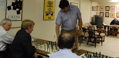 Boylston Chess Club Weblog: GM Larry Christiansen Simul at South Station