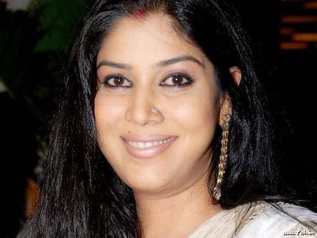 Sakshi Tanwar - BOLLYWOOD ADDAA | Latest Bollywood Hot Pics of ...