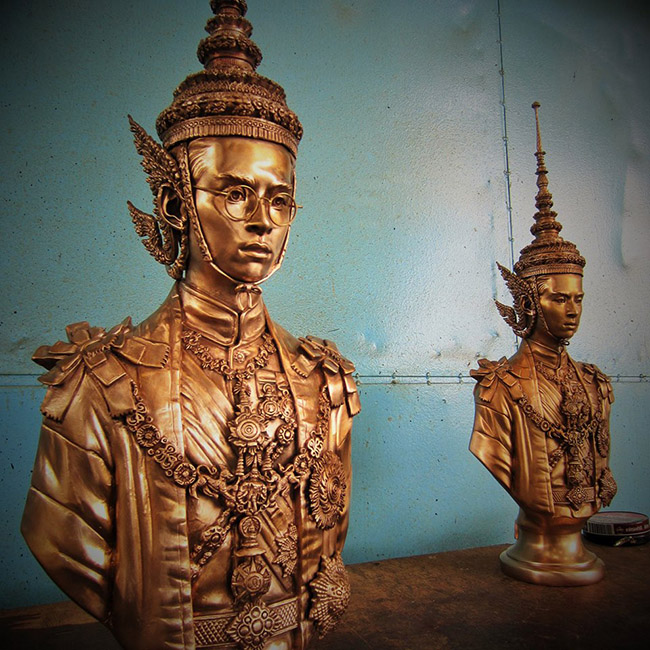 Yellowmenace: Thai King Rama IX Art Collection 2
