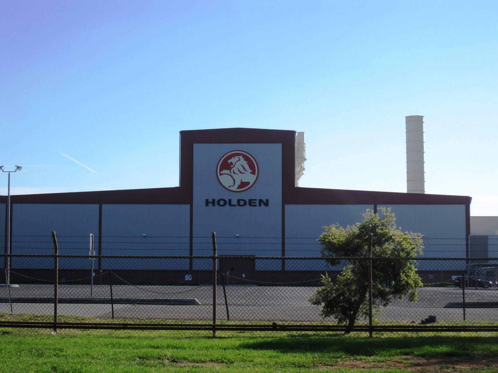 Beecham Motors Caboolture: Holden Factory in Elizabeth