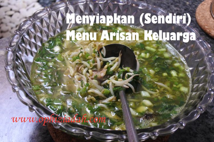 Menyiapkan (Sendiri) Menu Arisan Keluarga - Mom of Trio's World
