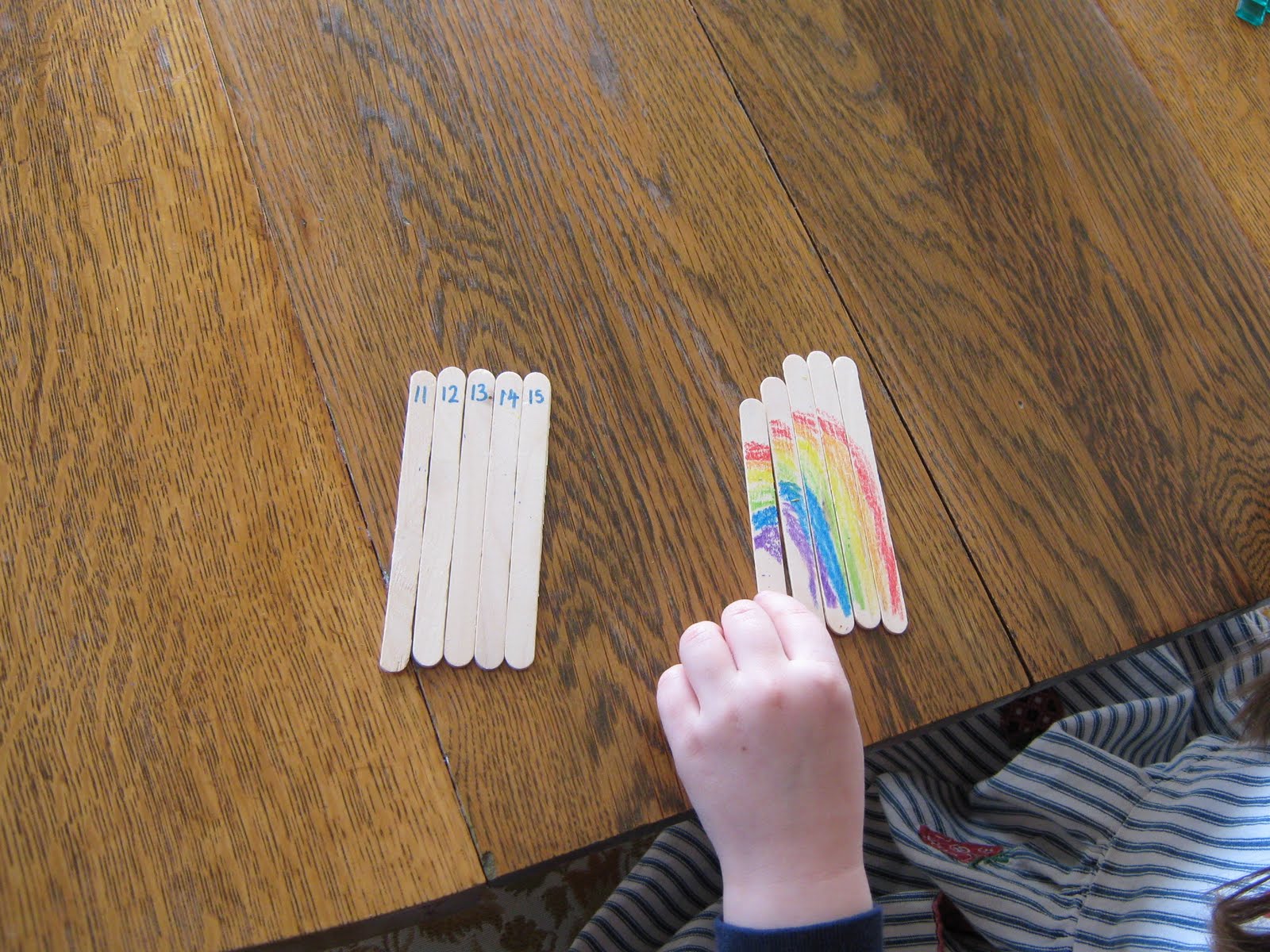 Almost Unschoolers: Popsicle Stick Rainbow Counting Puzzle
