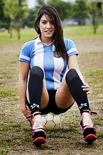 Fiorella Castillo, la sexy modelo argentina reina del balón