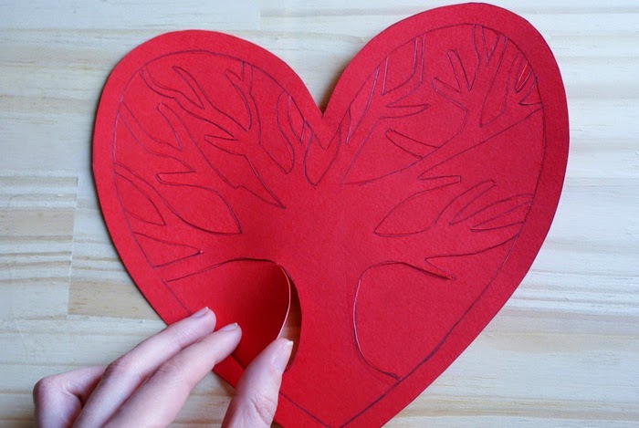 DIY HANGING HEART-TREE CARDBOARD DECORATION - Francine's Place Blog