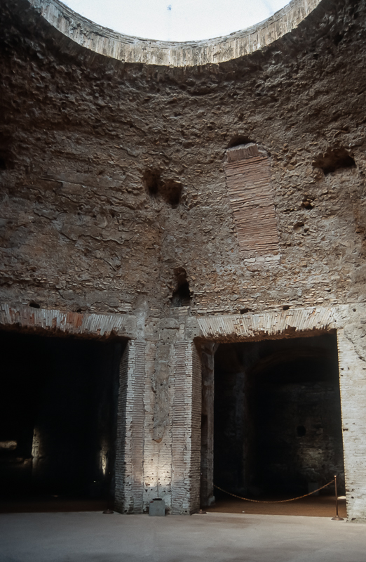 Roman Times: Was Nero's Domus Aurea as big as the ancient sources claim?