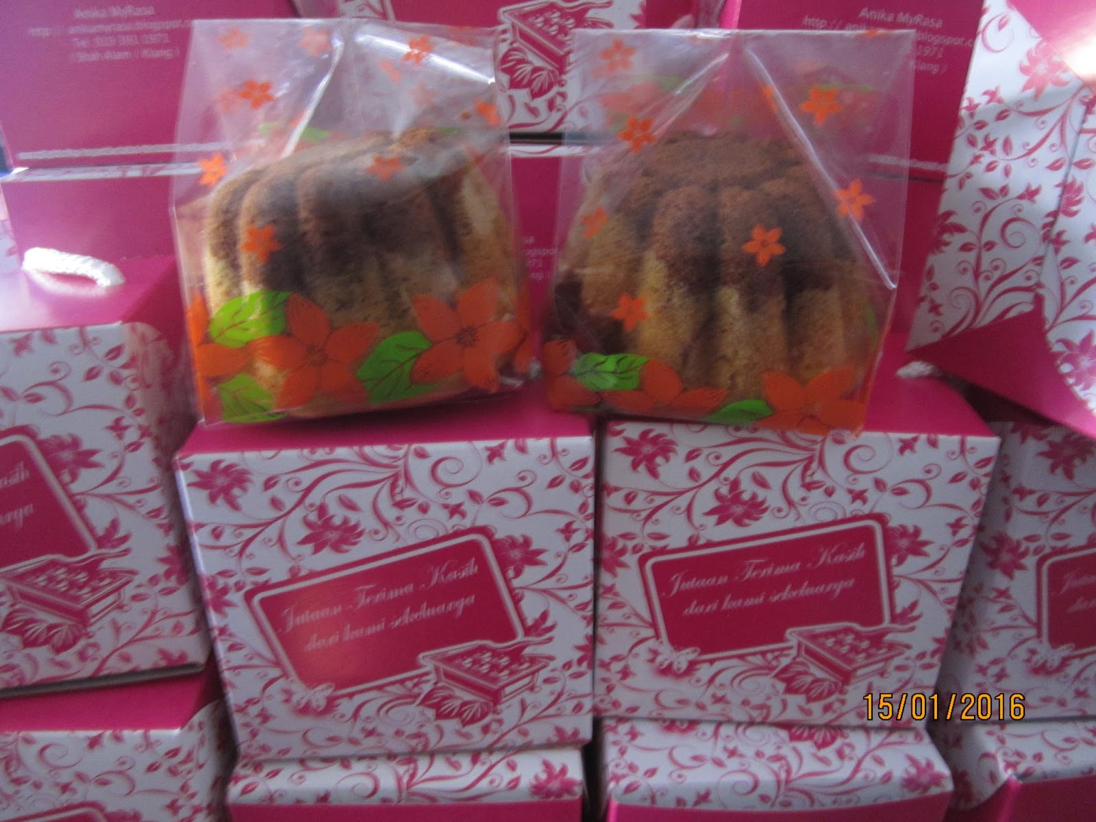 Anika MyRasa: DOORGIFT/ GOODIES KEK MARBLE SERTA BOX