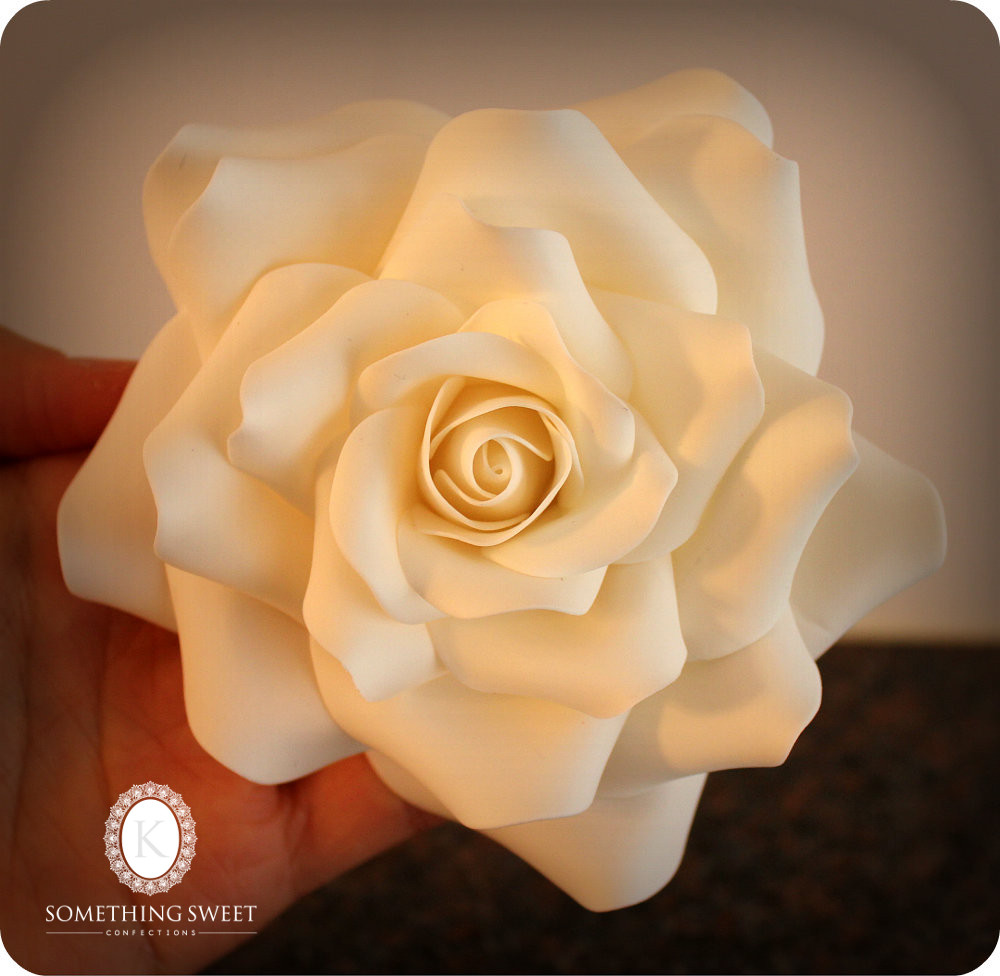 {Katie's Something Sweet}: Sugarpaste Rose