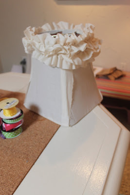 Crafty Texas Girls: Crafty How-To: Ruffled Lamp Shade
