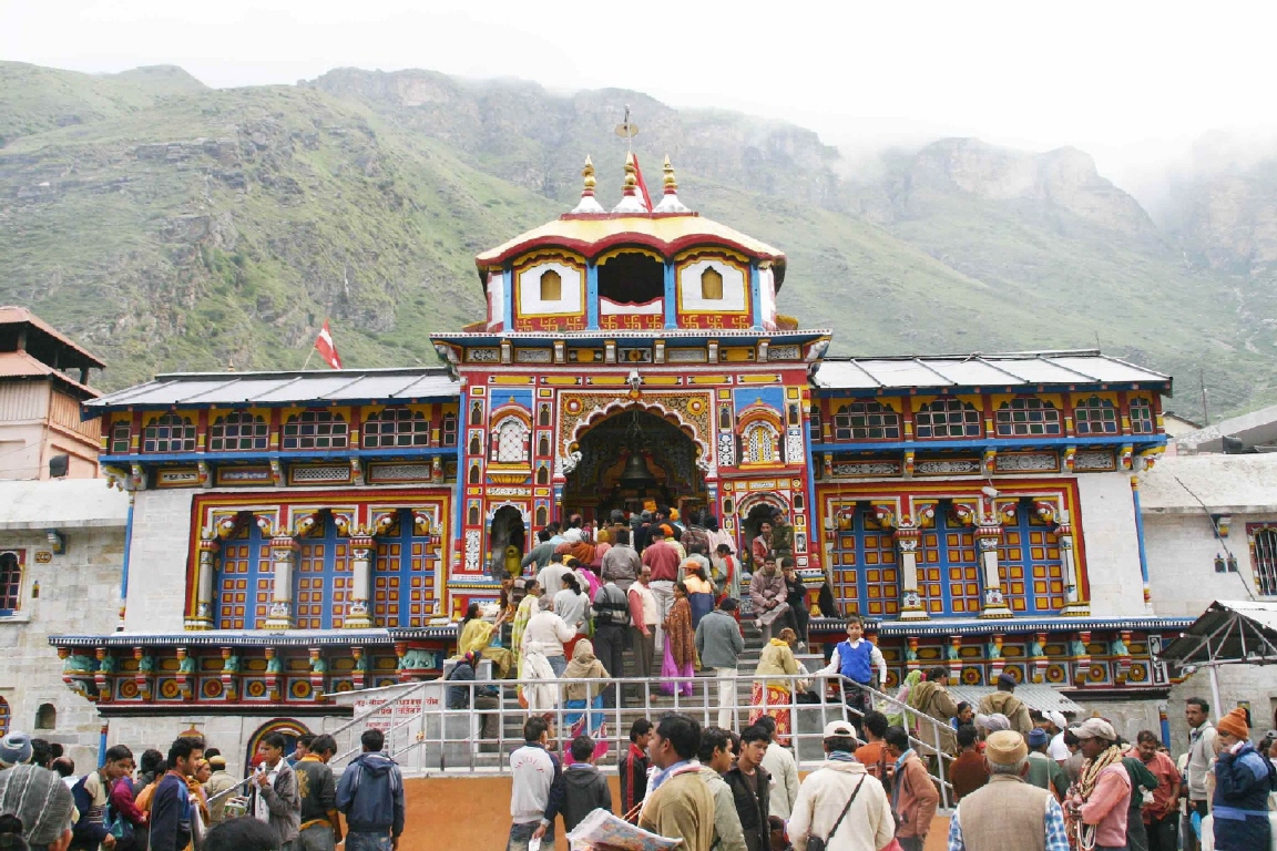 Destinations in Indian Himalayas: Trek To Vasudhara Falls – Badrinath ...