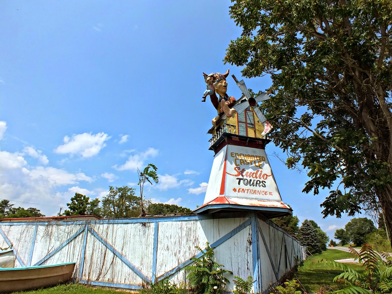 Around Roanoke, VA (A Daily Photo Blog): Rubbish Tuesday - Enchanted Castle