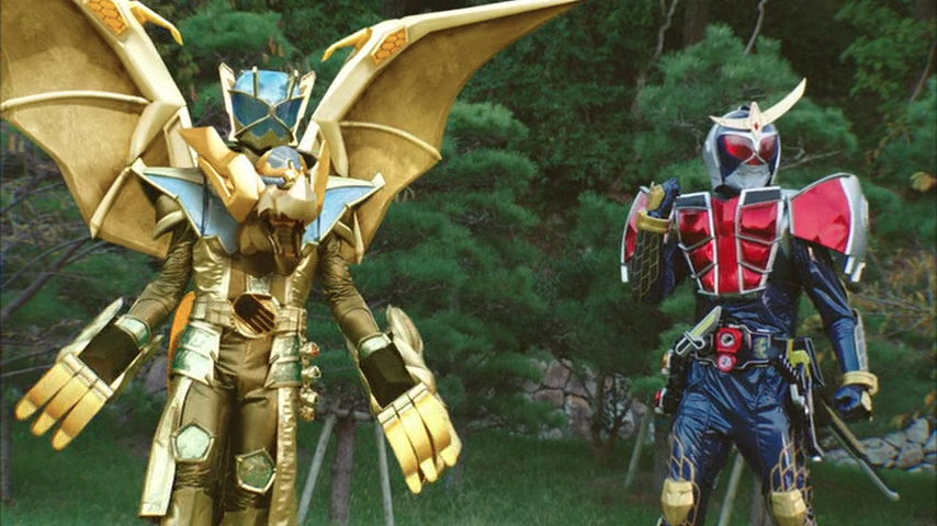 Kamen Rider Wizard Infinity Dragon Gold