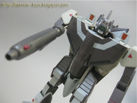 Dennis-Toys: Robotech Masterpiece Vol 6 Jack Archer YF-1R