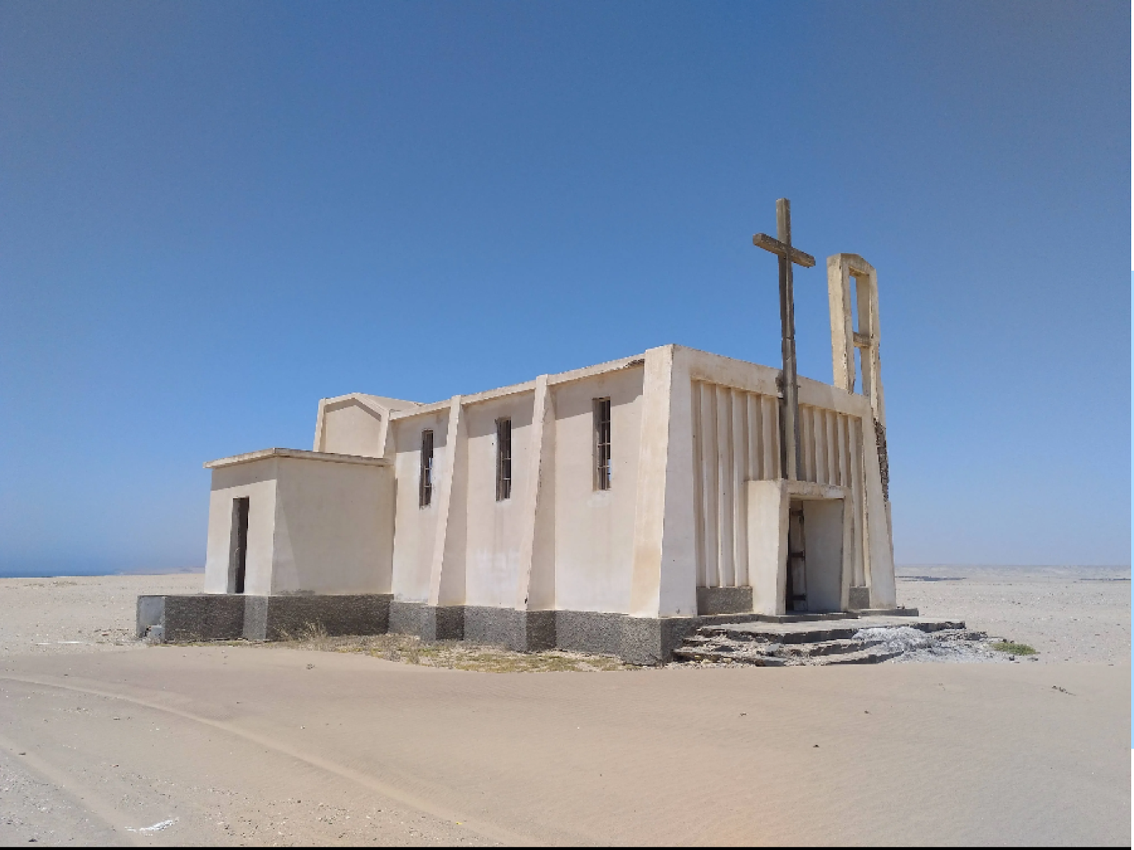 tropicalia: " Angra das Aldeias, Porto Alexandre, Tômbwa, Angola"