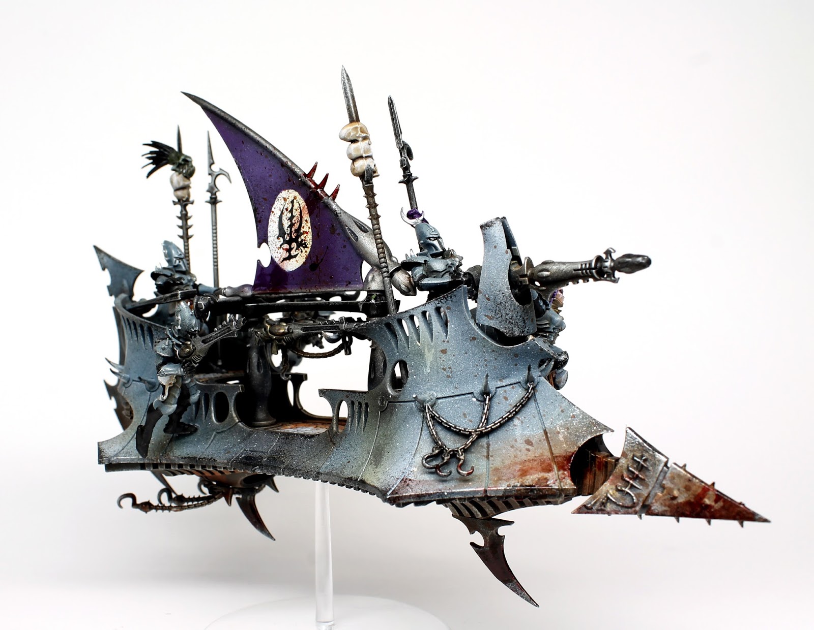 Showcase: Dark Eldar Raider - Tale of Painters